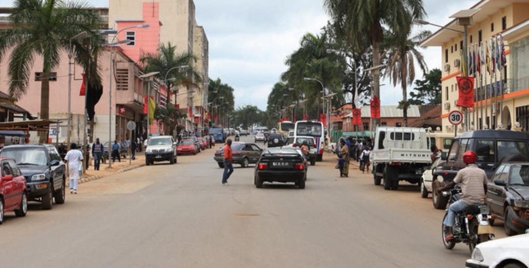 CIDADE DO UÍGE COMPLETA 105 DESDE QUE FOI ELEVADA A REFERIDA CATEGORIA ...