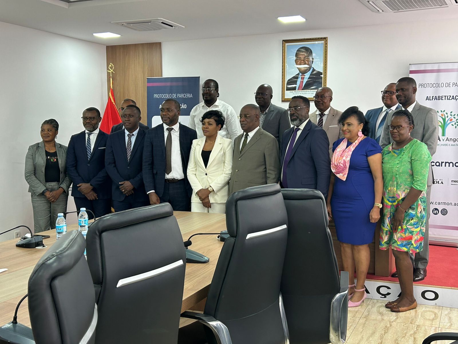 CARMON REACTIVA PROGRAMA DE ALFABETIZAÇÃO EM PARCERIA COM O MINISTÉRIO ...