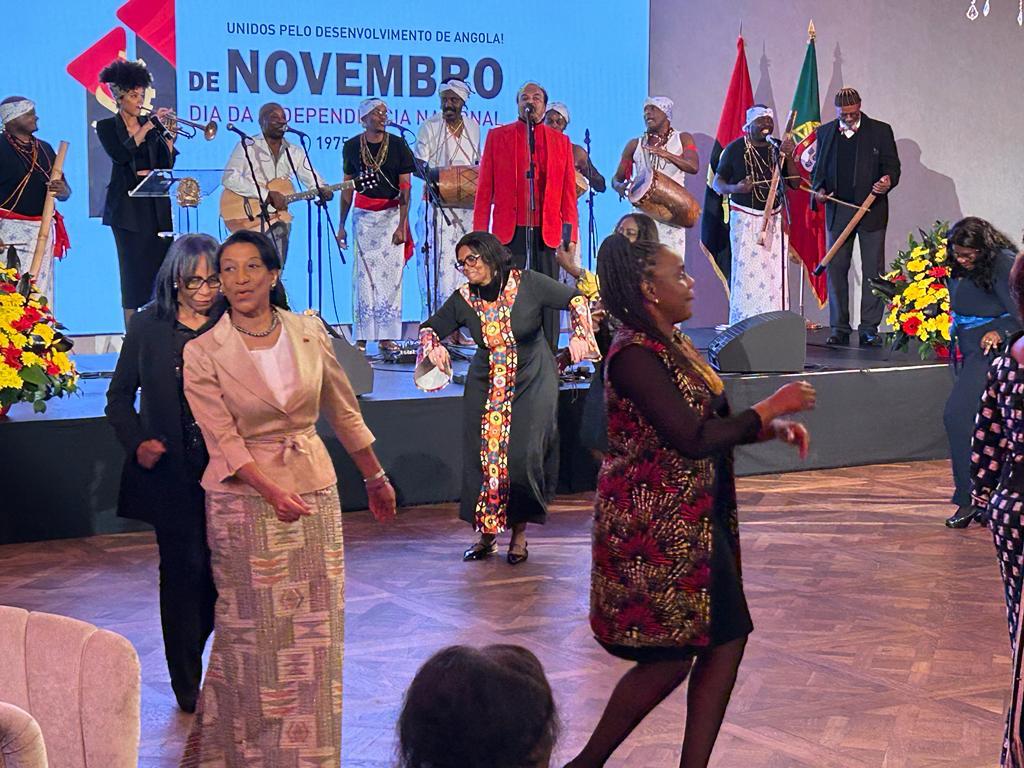 EMBAIXADORA AFIRMA HAVER RELAÇÕES EXCELENTE ENTRE ANGOLA E PORTUGAL ...